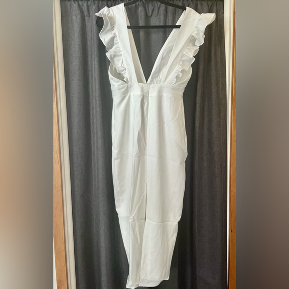 Runaway The Label | Dresses | Runway The Label Prezman Midi Deep Plunge ...